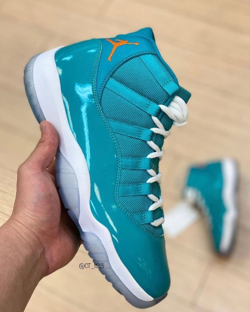 Air Jordan 11 "Miami Dolphins": Campione Mai Lanciato - Caffè Sneakers